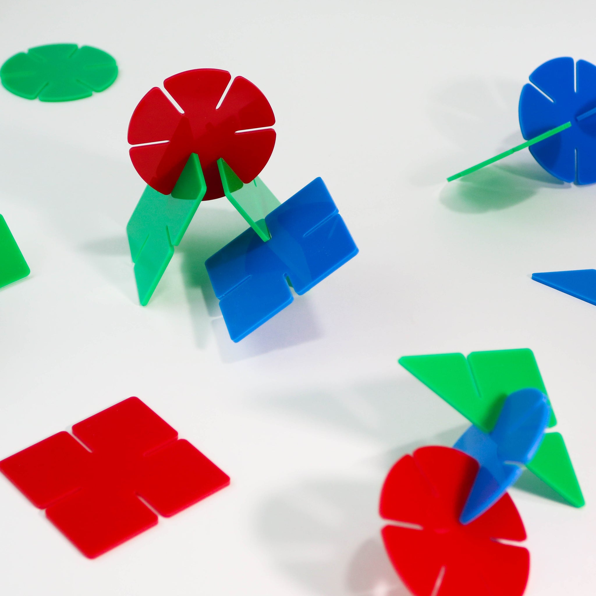 Shape Builders – Millie Monday