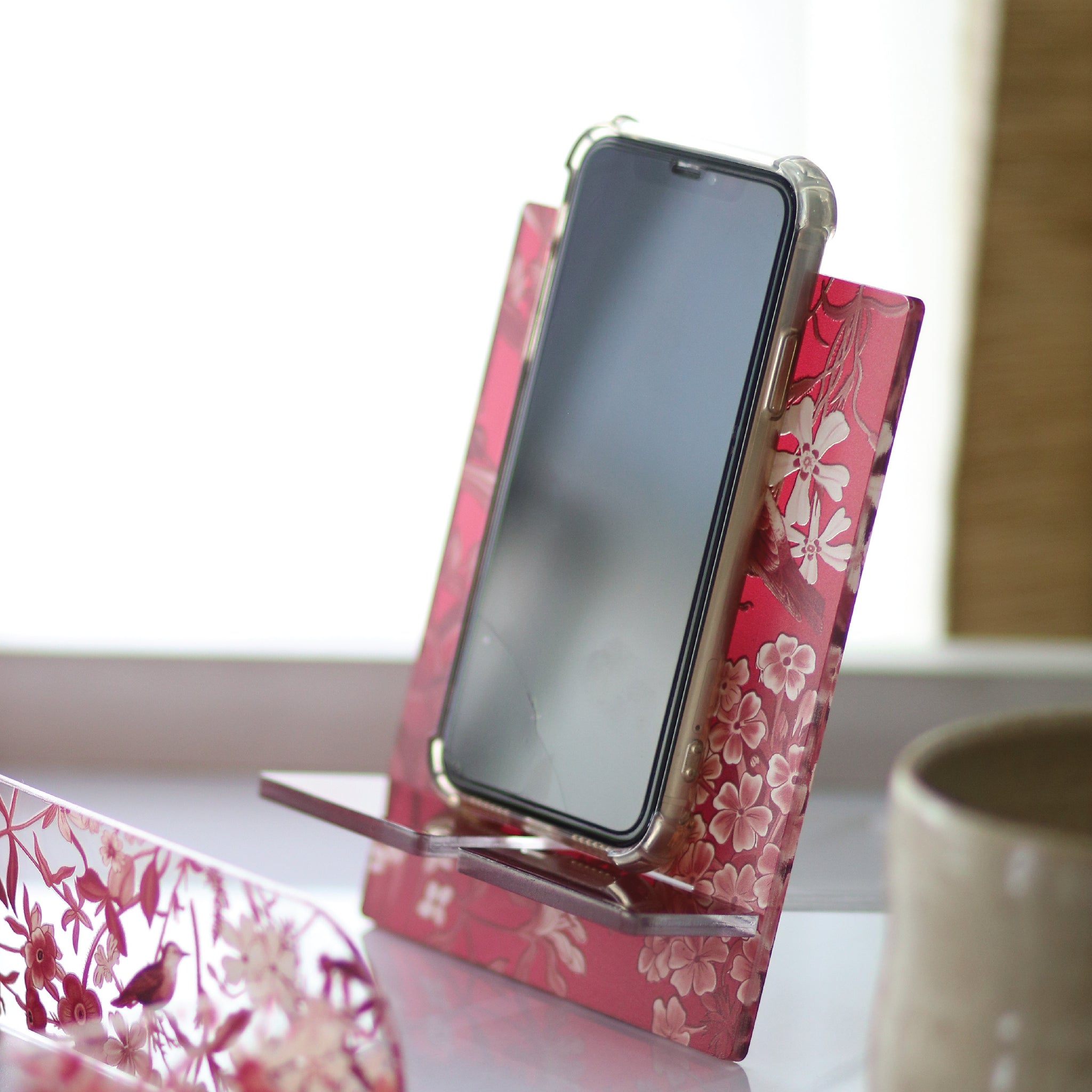 Millie Ruby - Gadget Stand – Millie Monday